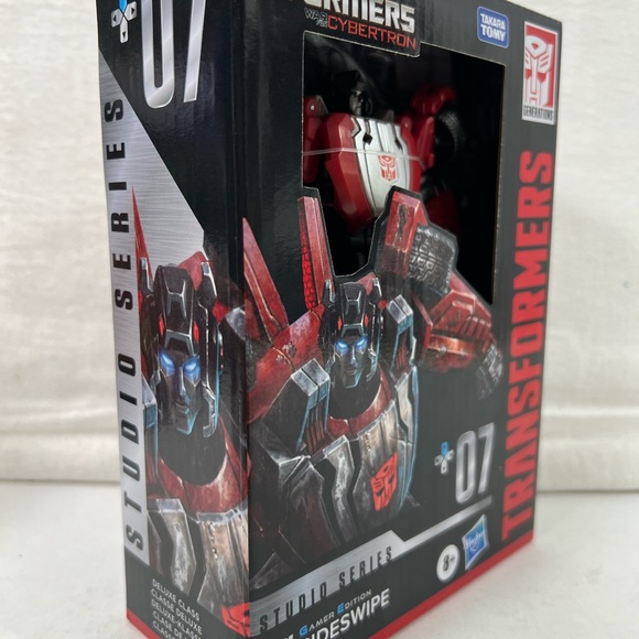 Hasbro | Toys | Transformers Hasbro Wfc Studio Series Deluxe Class ...